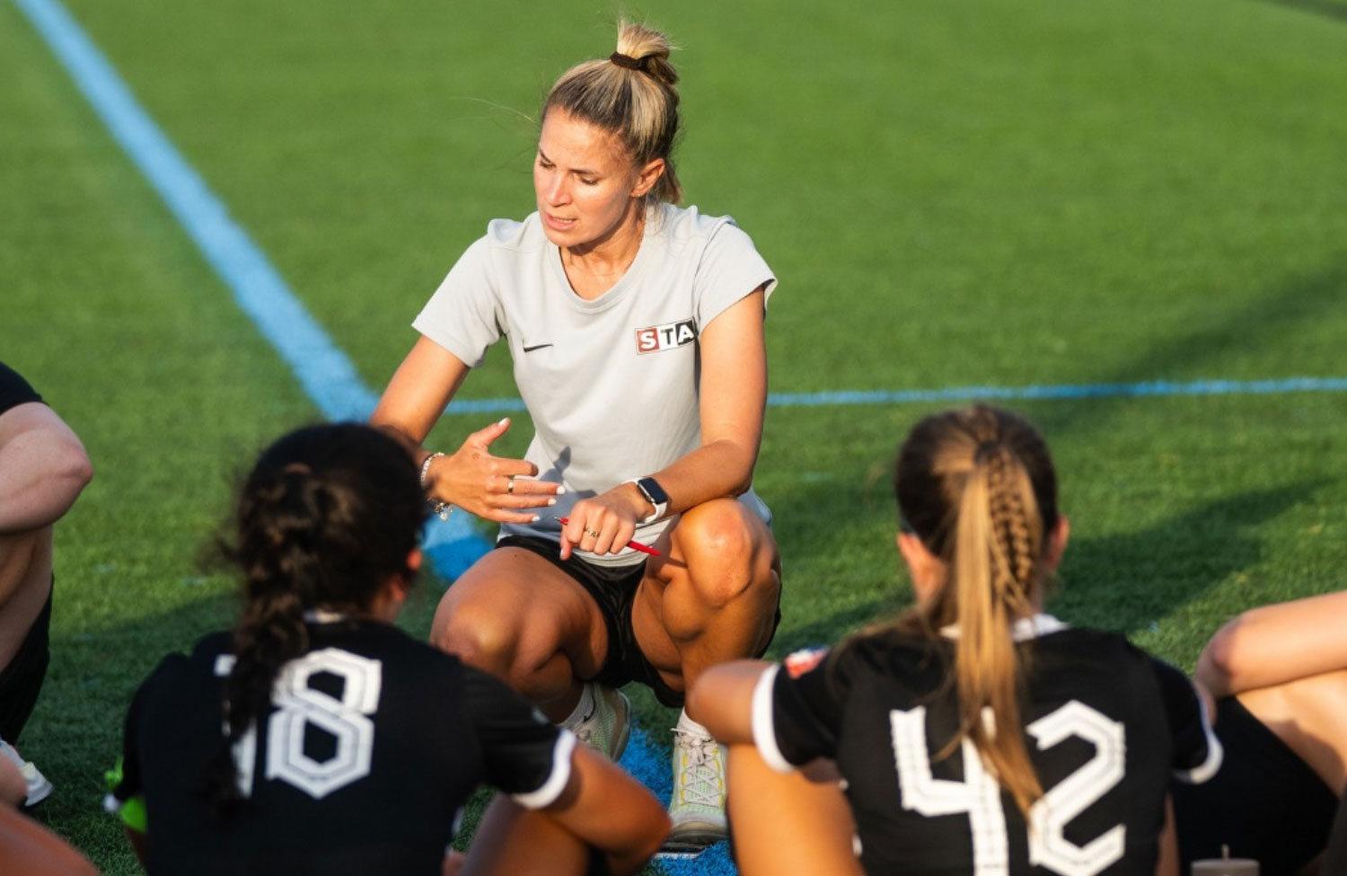 Kelly Sims Featured in "Powerful Women" Series - STA Soccer